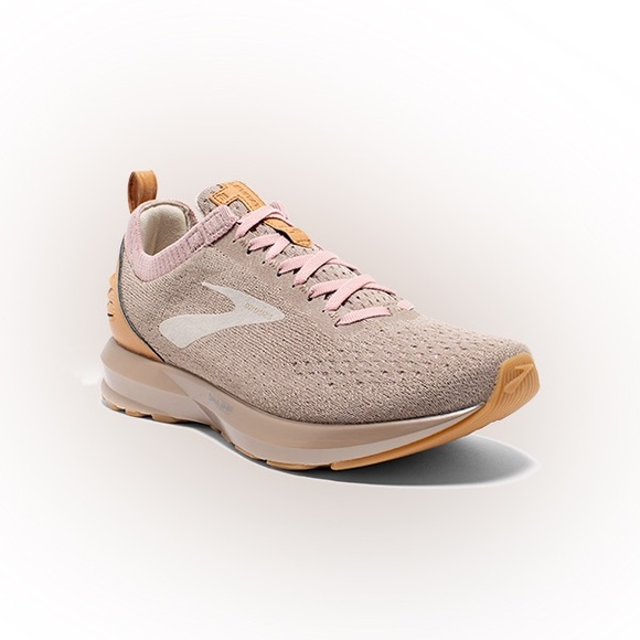 Brooks | Shoes | Brooks Levitate 2 Le Tan Brown Pink Running Shoes ...